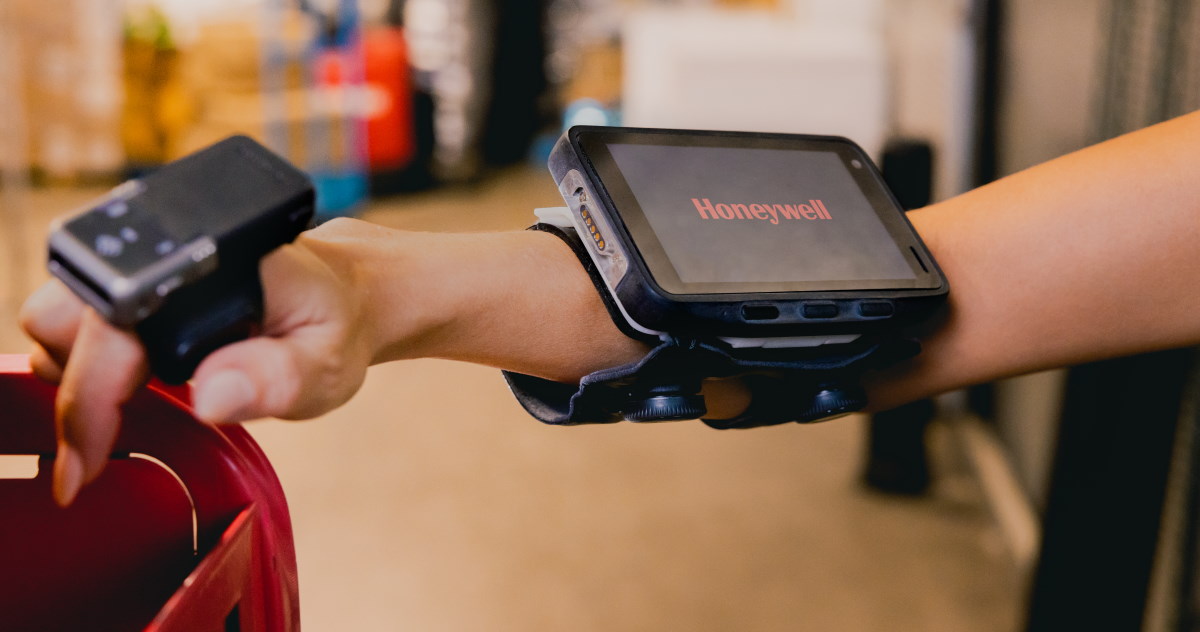 Unterarmcomputer Honeywell CW45 vorgestellt | BarcodeBlog